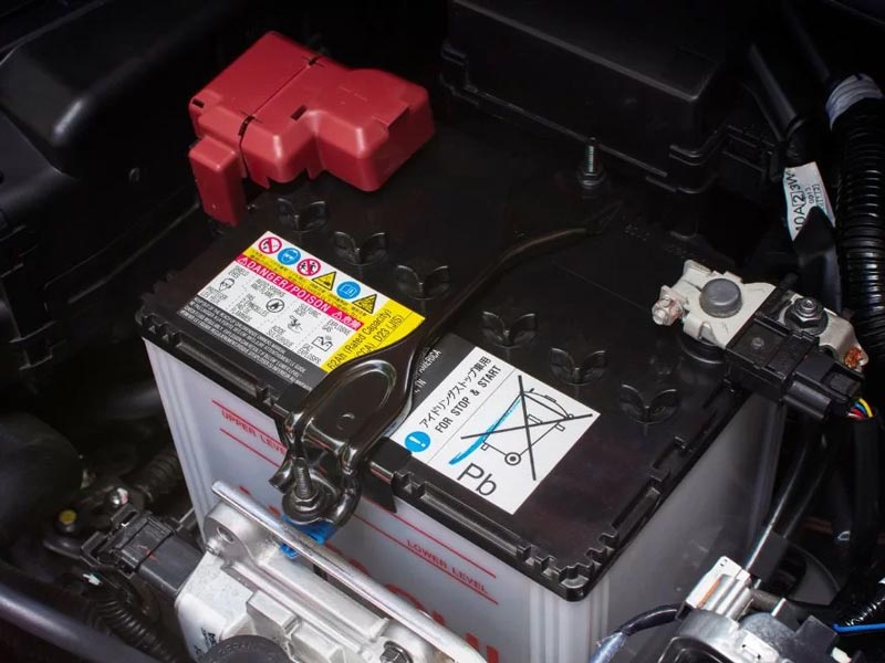 Battery Repair Services to Prevent Vehicle Breakdowns